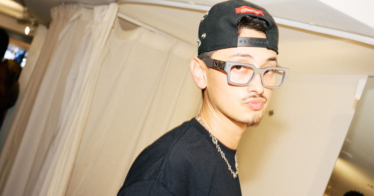 Viral Glasses on TikTok & IG: Street Style Eyewear Trends