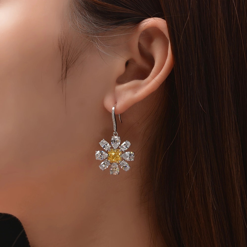 Sunflower Fancy Yellow Square Pierced Earrings | Vooglam